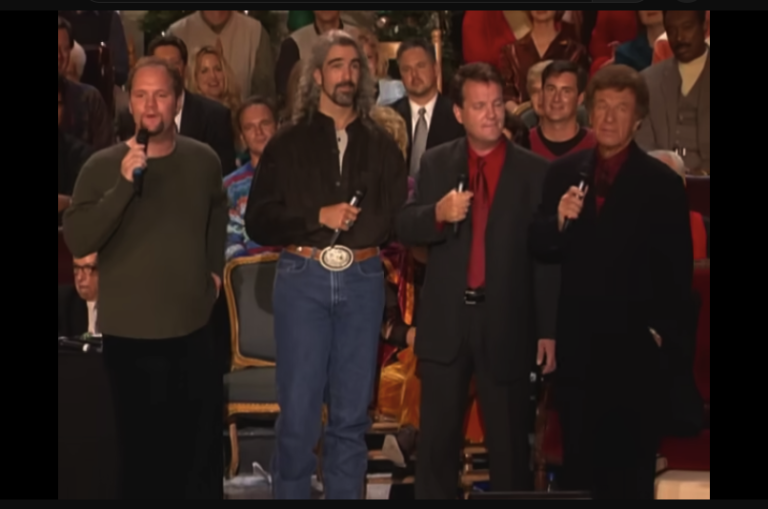 Gaither Vocal Band - "The Christmas Song" Featuring David Phelps