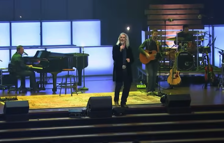 Guy Penrod Powerful Rendition: "Victory In Jesus" (Live Concert ...